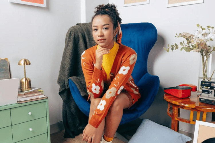 Lirik Lagu 'Sebatas Mimpi' Angie Carvalho feat Yovie Widianto | Popmama.com