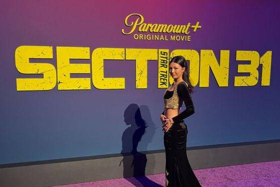 Profil dan Biodata Miku Martineau, Pemeran Yumeko di Serial Netflix Bet ...