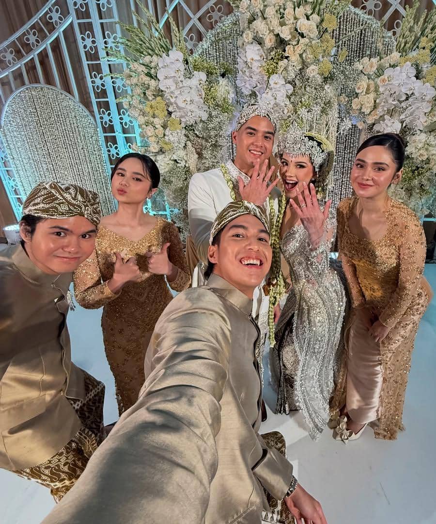 6 Gaya Tissa Biani dan Syifa Hadju saat Akad Nikah Al Ghazali | Popmama.com