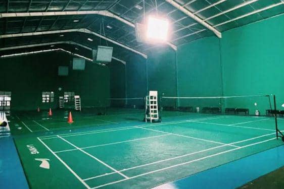 10 Sewa Lapangan Badminton Surabaya dan Harganya | Popmama.com
