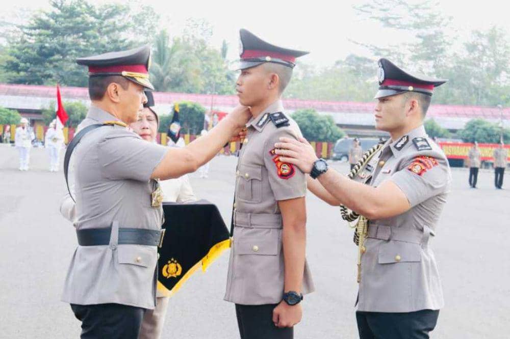 Urutan Pangkat Polisi di Indonesia Beserta Penjelasannya | Popmama.com