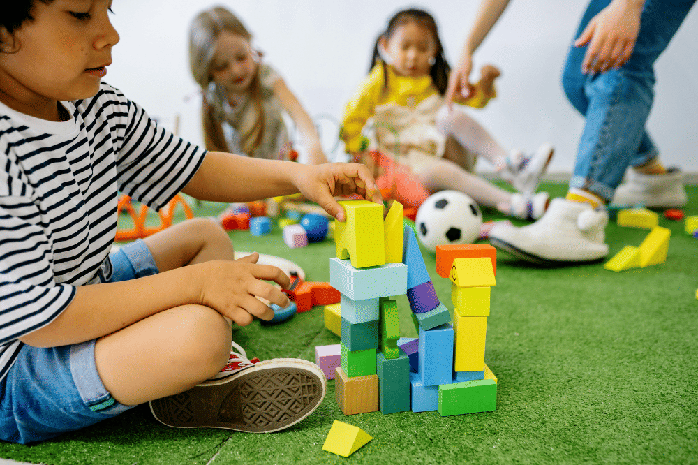21 Ide Aktivitas untuk Melatih Motorik Halus Anak TK di Rumah | Popmama.com