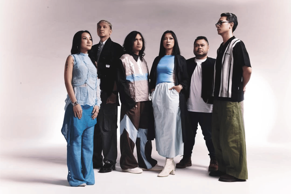 Lirik Lagu 'Terbuang dalam Waktu' Barasuara, OST Film SORE | Popmama.com