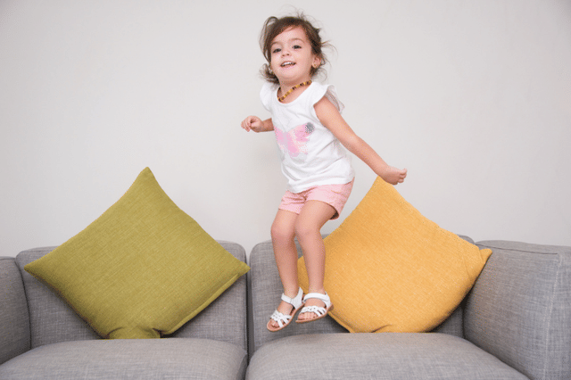 Milestone Perkembangan Anak Sesuai dengan Usianya | Popmama.com
