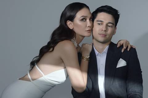 Luna Maya Dikabarkan Hamil Anak Kembar, Ini Kata Maxime Bouttier ...