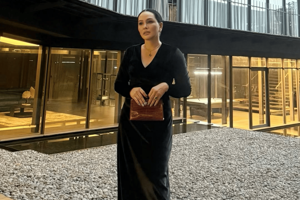 Biodata dan Profil Fitri Salhuteru, Mantan Sahabat Nikita Mirzani | Popmama.com