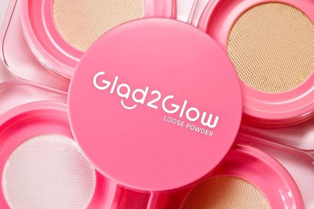 Glad 2 Glow Loose Powder: Bedak Ringan yang Bikin Flawless Seharian ...