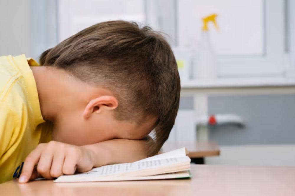 Viral Guru Paksa Murid SD Mengaku Mencuri, Langsung Dikecam Netizen! | Popmama.com