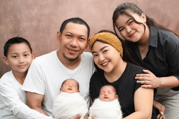 7 Foto Raffi dan Raffa Anak Kembar Mpok Alpa, Siapa yang akan Mengasuh? | Popmama.com