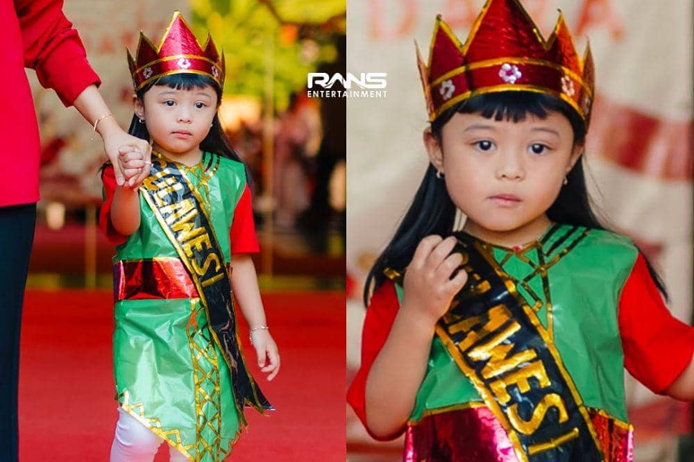 Sus Rini Sulap Plastik Jadi Kostum Adat di Fashion Show Keluarga Rans ...