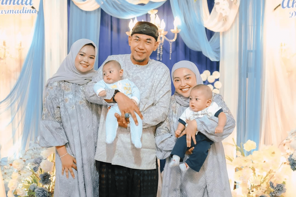 7 Foto Raffi dan Raffa Bersama Mpok Alpa, Kini Tinggal Kenangan | Popmama.com