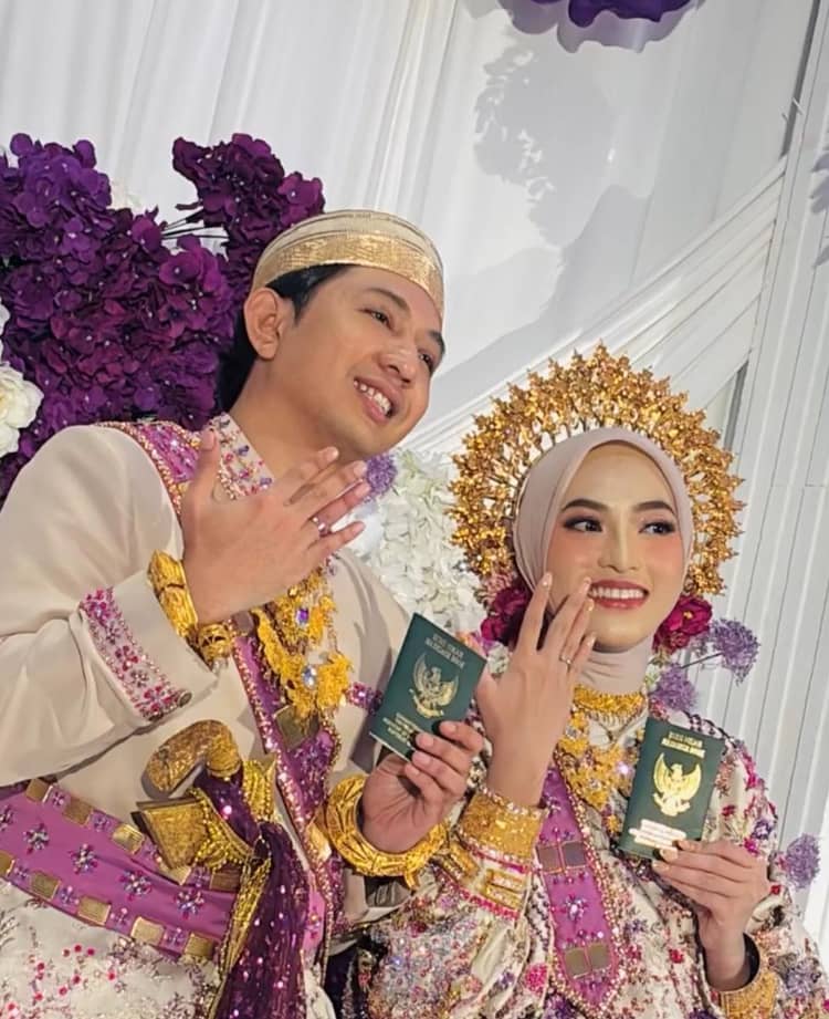 5 Fakta Kisah Cinta Feby Putri dan Adam Febrian, Gitarisnya Jadi Suami | Popmama.com