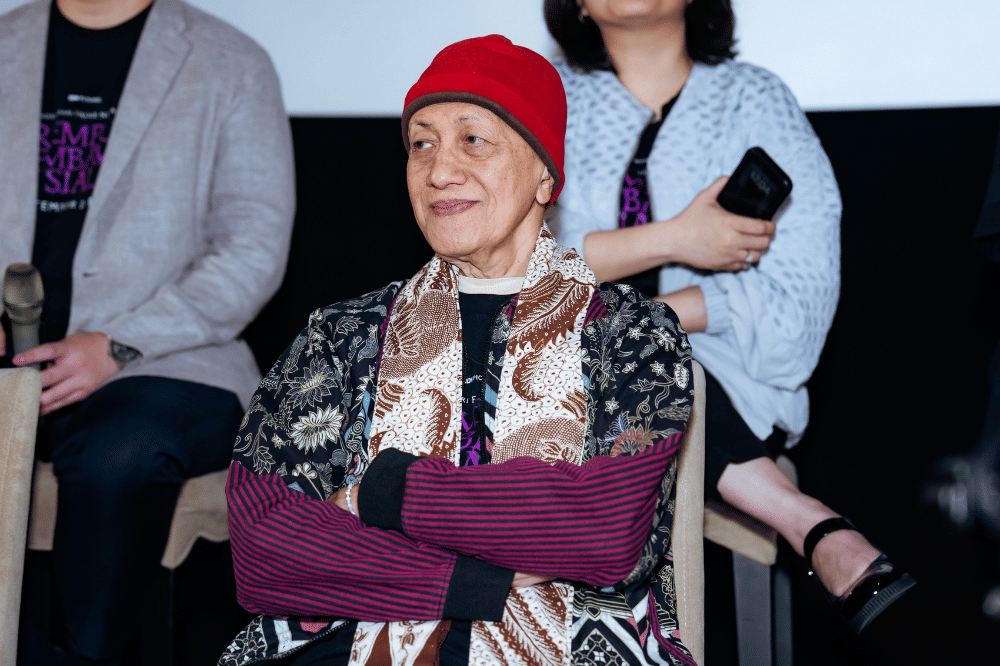 Fakta Keluarga Didik Nini Thowok Cast Film Perempuan Pembawa Sial | Popmama.com