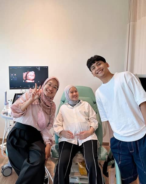 Arti Nama Anak Bintang Emon dan Alca Octavian | Popmama.com