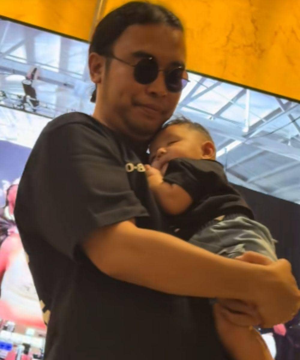7 Foto Kebersamaan Andrew Anak Erika Carlina dan Whisnu Santika ...