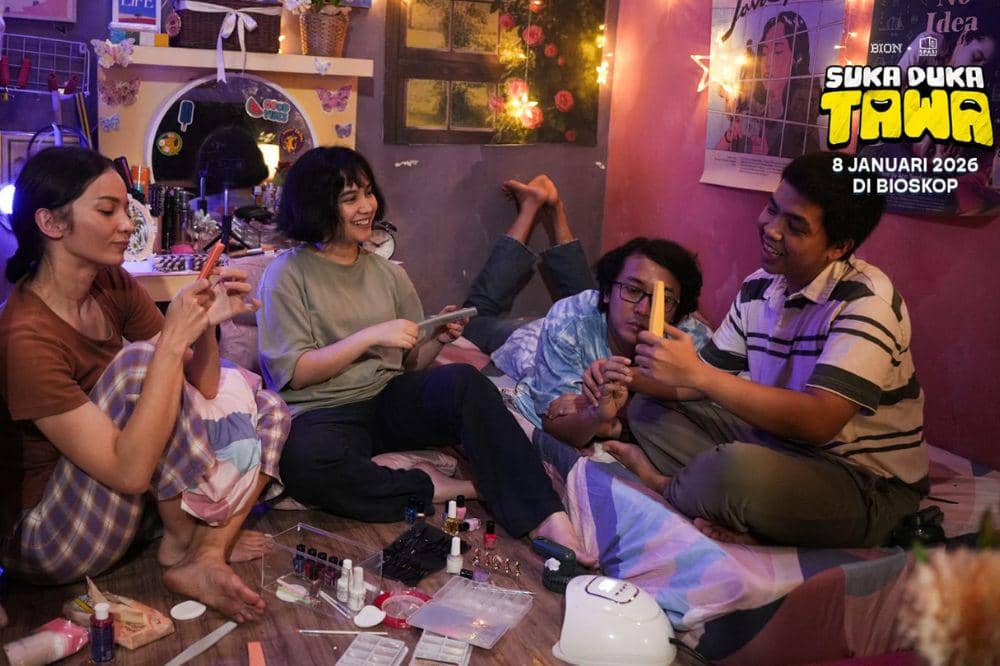 5 Fakta dan Sinopsis Film Suka Duka Tawa, Debut Aco Tenriyagelli ...