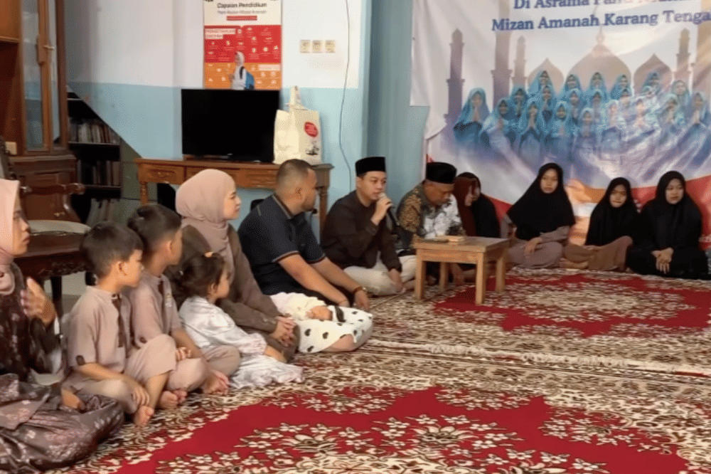 Momen Akikah Kagiya Anak Keempat Marsha Natika, Penuh Khidmat | Popmama.com