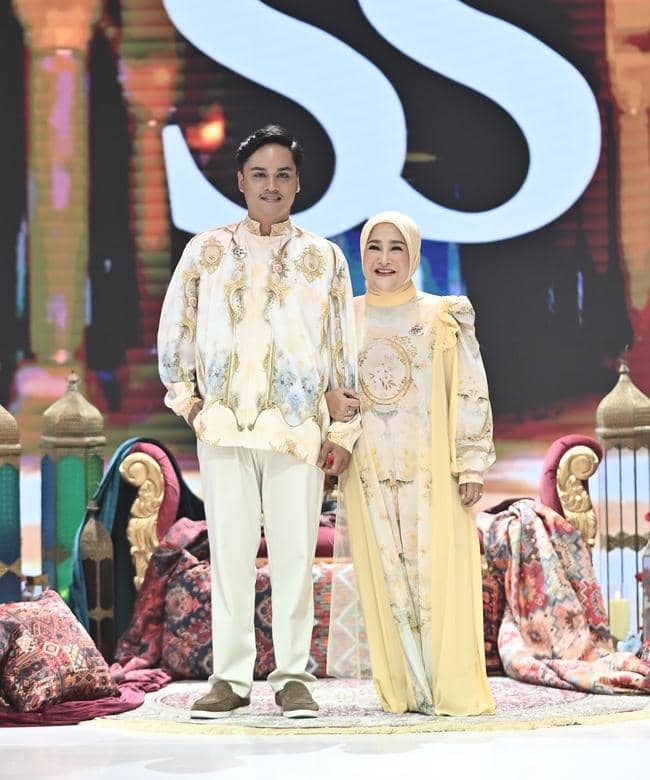 7 Foto Ressa Rizky Rassono Anak Denada, Berusia 24 Tahun | Popmama.com