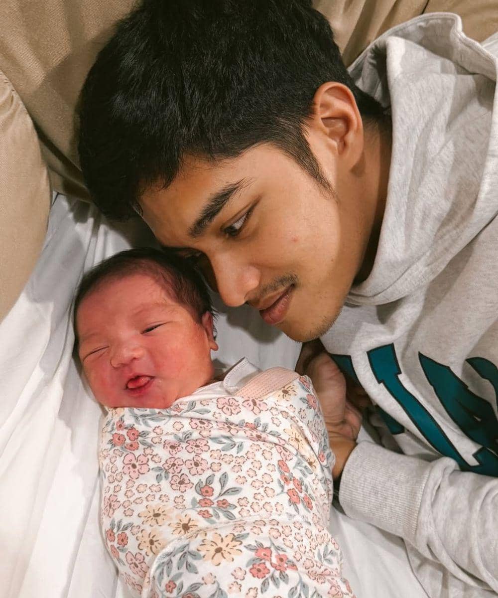 7 Foto Zealuna Anak Erica Putri dalam Berbagai Ekspresi | Popmama.com
